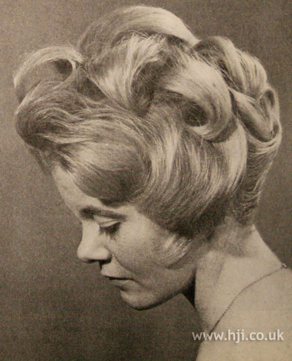 1963 layers waves hairstyle