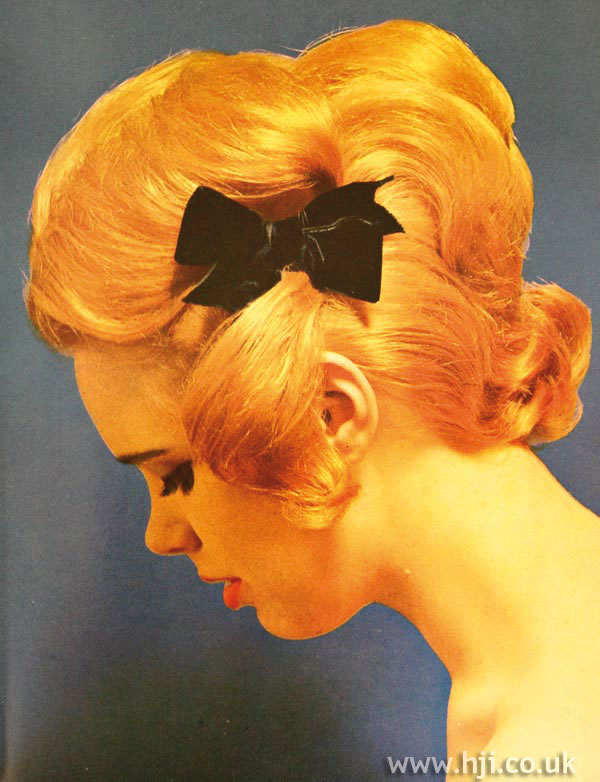 1963 redhead bow hairstyle