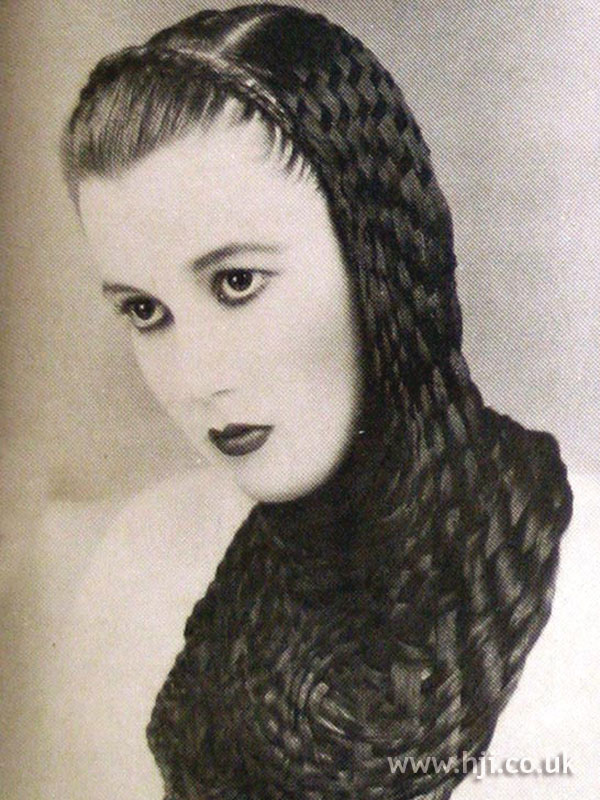 2012 asymmetric curls hairstyle