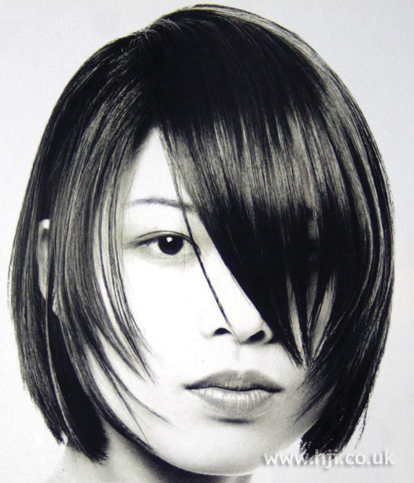 1997 brunette bob hairstyle