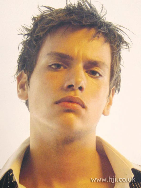 2002 men texture hairstyle