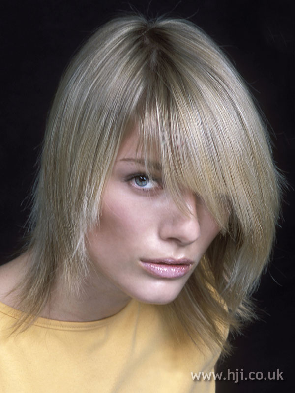 2003 asymmetric fringe hairstyle