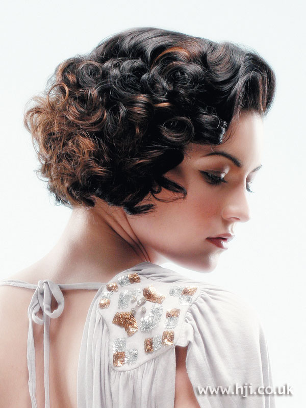 2012 blonde flicks hairstyle