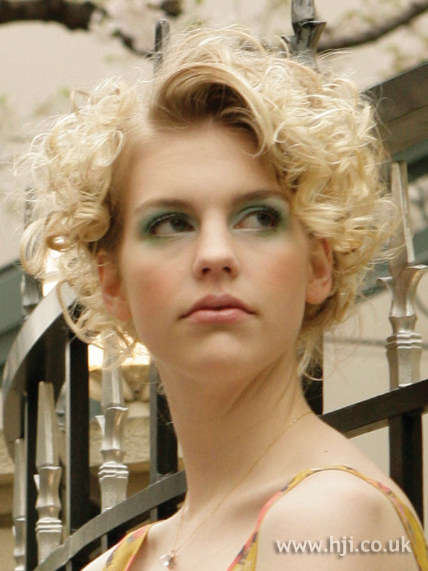 2007 quiff curls hairstyle