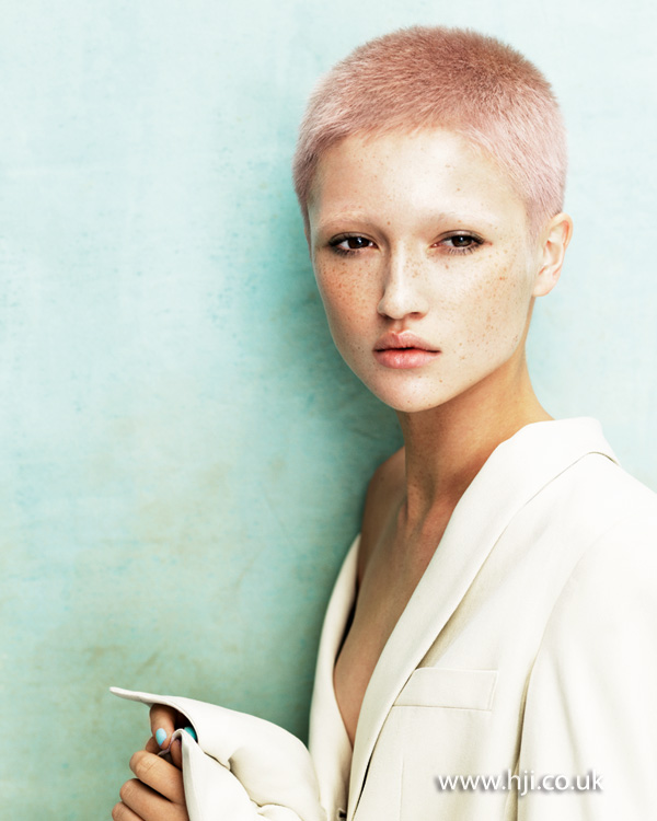 Spiky crop style with red accent colour