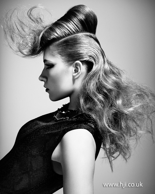 2013 long hair textured quiff