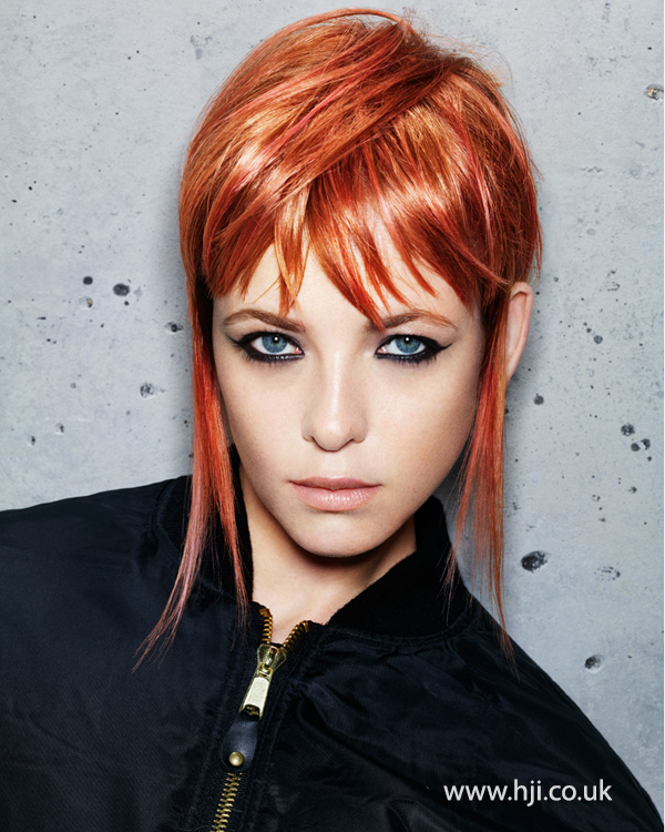 1986 short brunette hairstyle