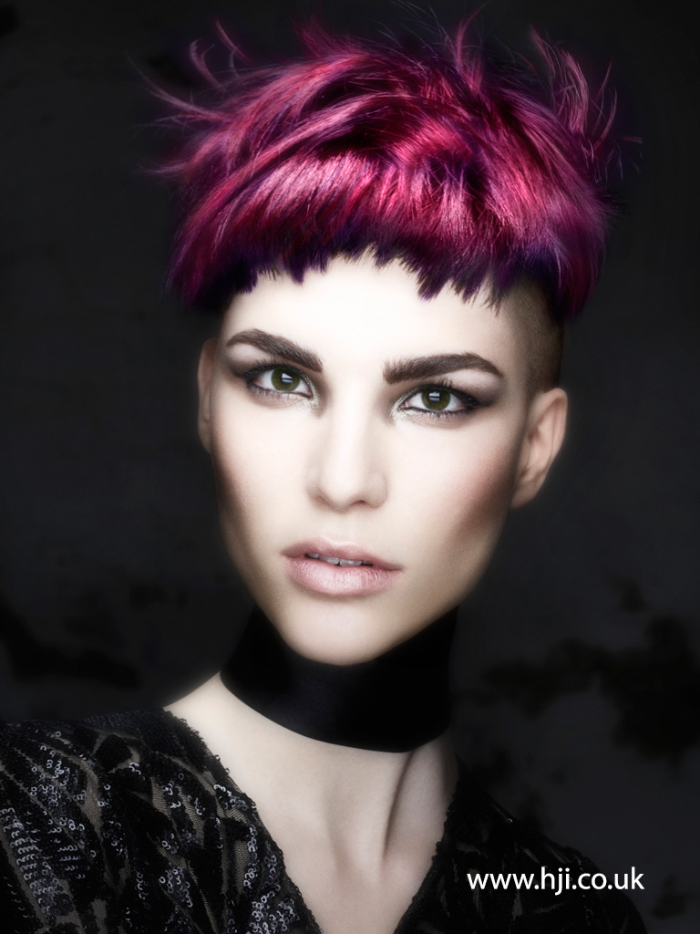 2016 Choppy fuschia crop with disconnected micro fringe and airy texture