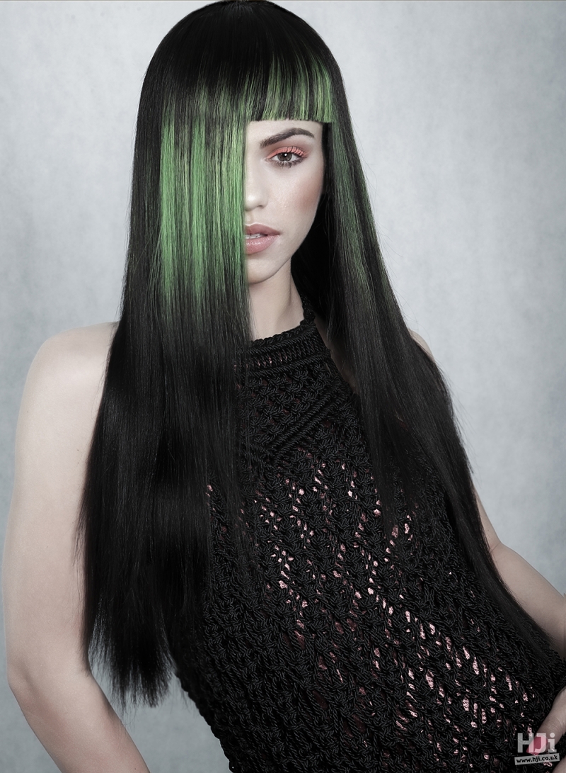 Sharp cut fringe with green shading