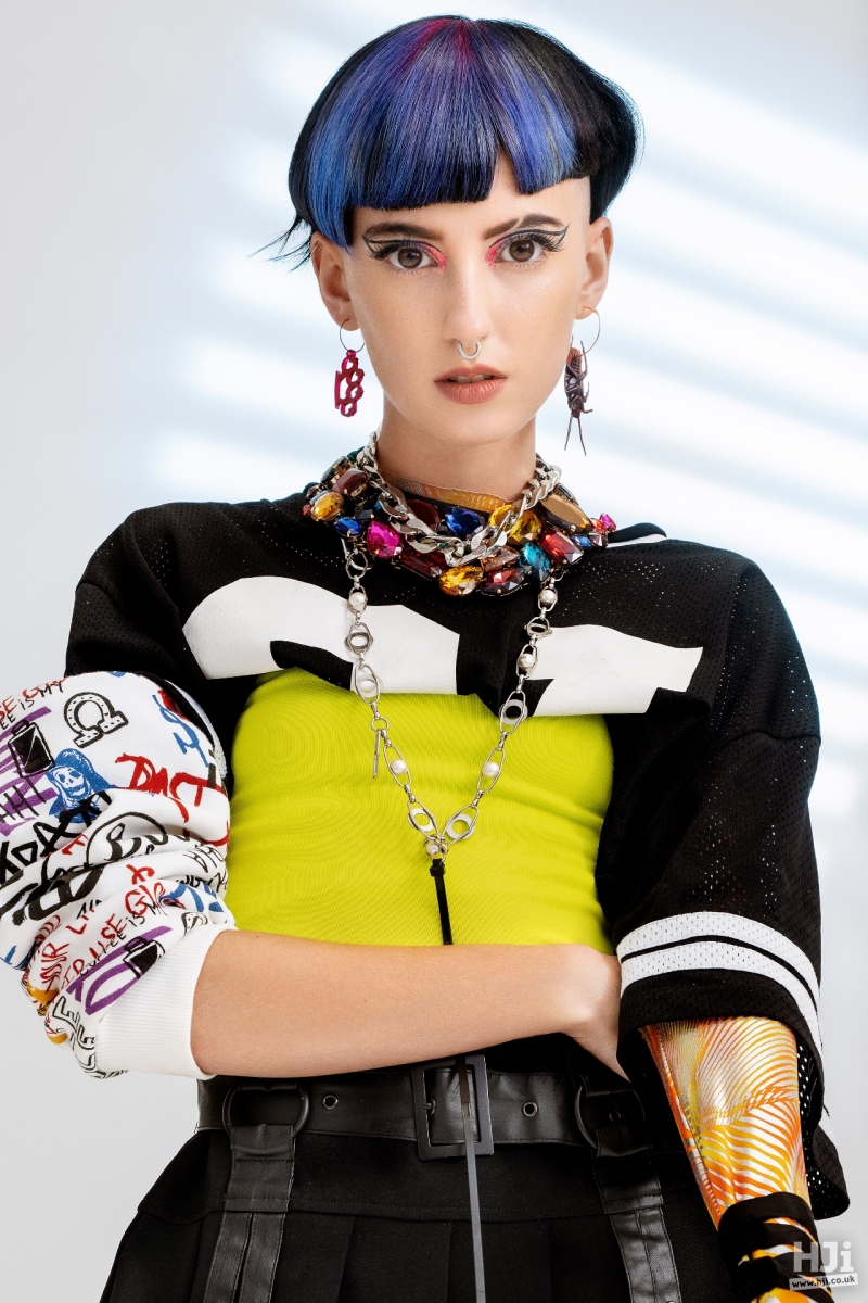 Creative colour bowl cut