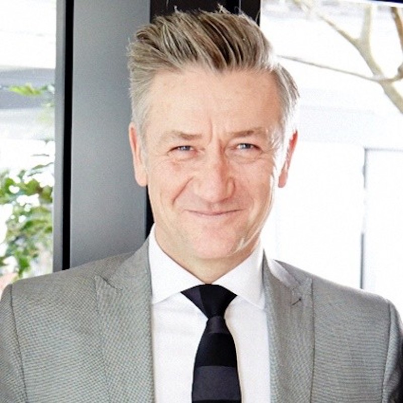 International Manufacturers & Distributors Form - Professional Beauty